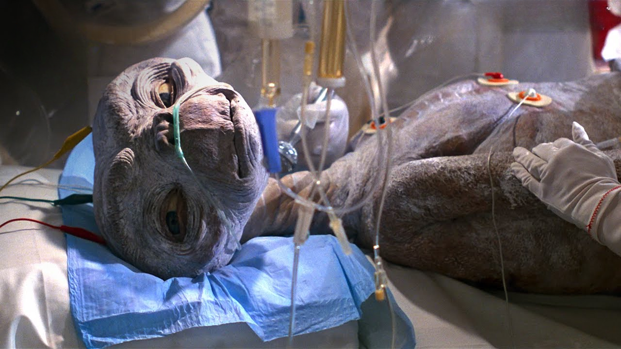 E.T. Fades Away (Highly Emotional Scene) - E.T. The Extra Terrestial