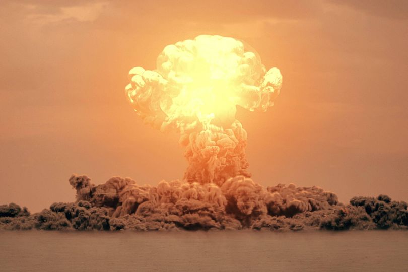 WW3 survival method can save you if nuclear blast makes you face life ...