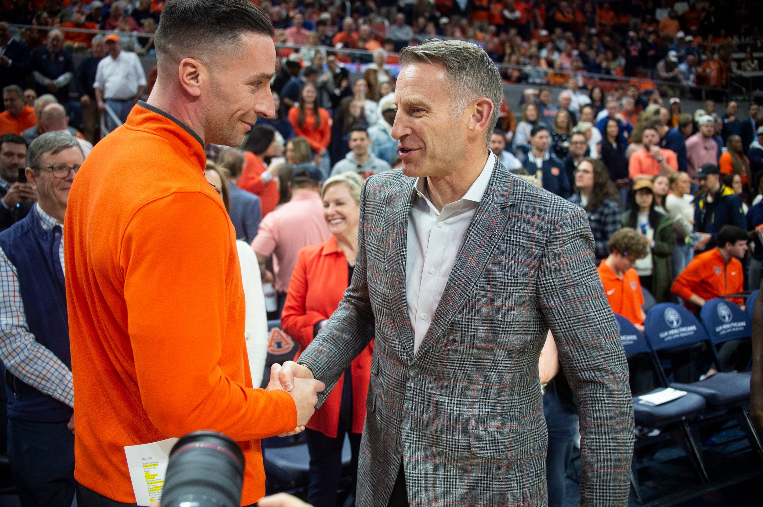 Nate Oats responds to Steven Pearl’s blazer idea for Alabama-Auburn rivalry