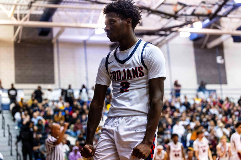 Dynamic duo: Sons of former MSU stars lead No. 1 East Lansing to ...