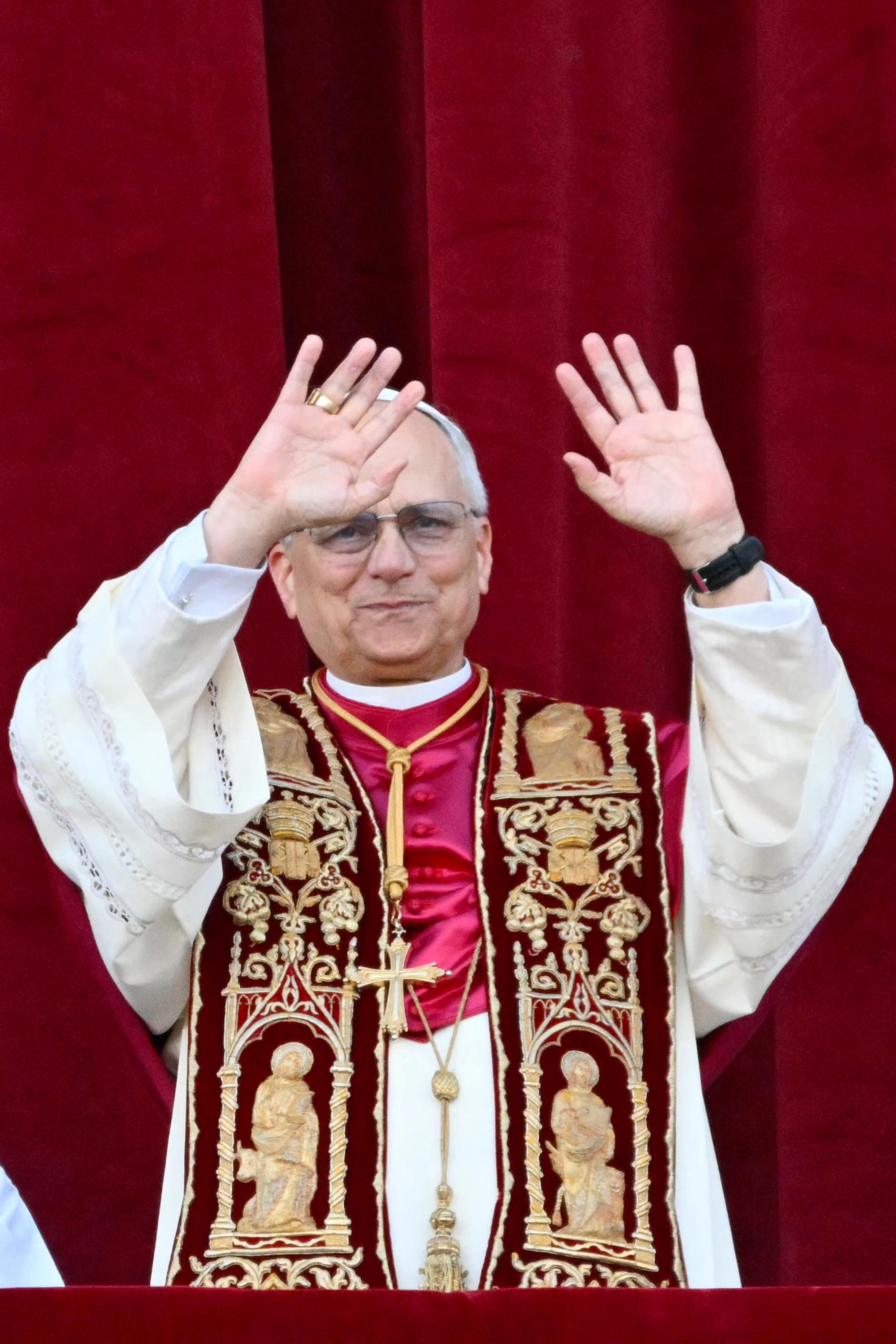 See the secret SUV Ford built for Pope Leo in his native Chicago