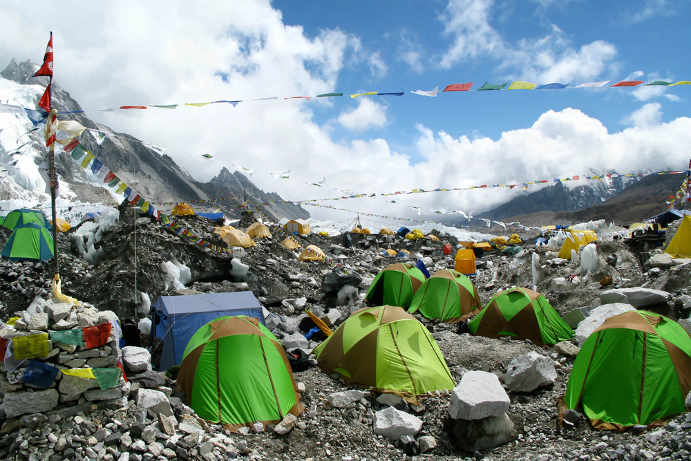 19 facts about trekking to Mount Everest base camp