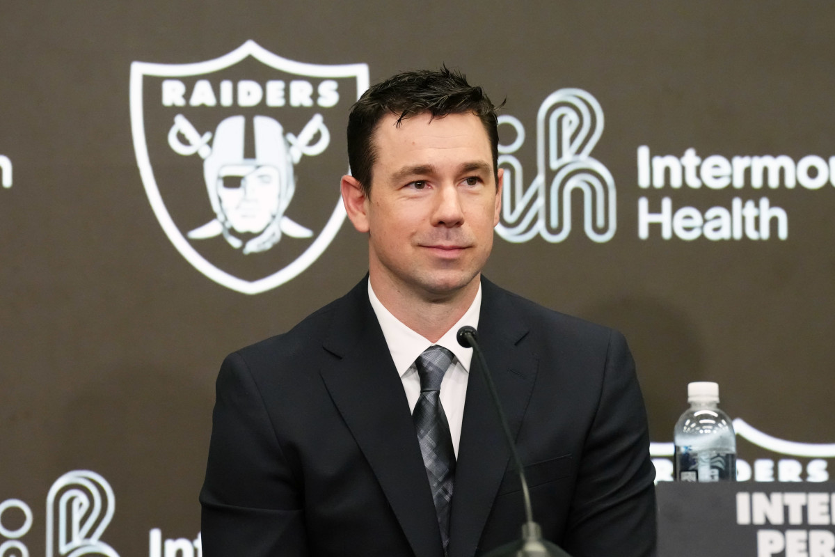 Raiders may sign Kirk Cousins to mentor draft pick Fernando Mendoza in 2026