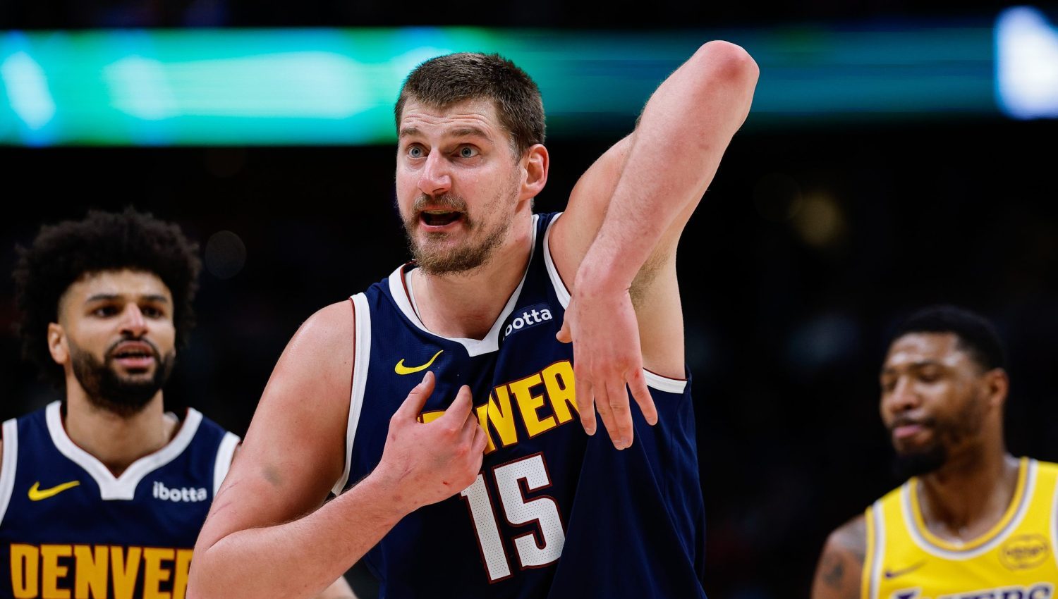 NBA referee accused of throwing calls
