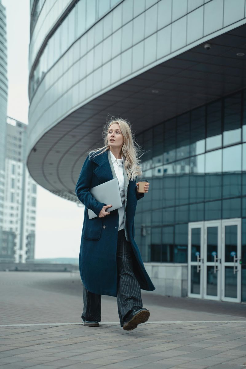What walking fast might say about you: 11 psychological traits