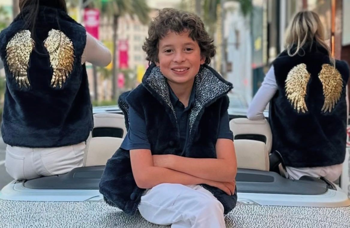 À 9 ans, il dévoile son premier défilé : qui est Max Alexander, le ...