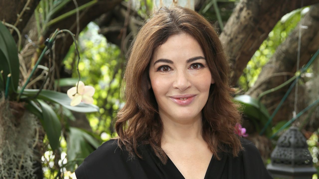 Nigella Lawson's garden lighting set-up is pure magic – and her fairy ...