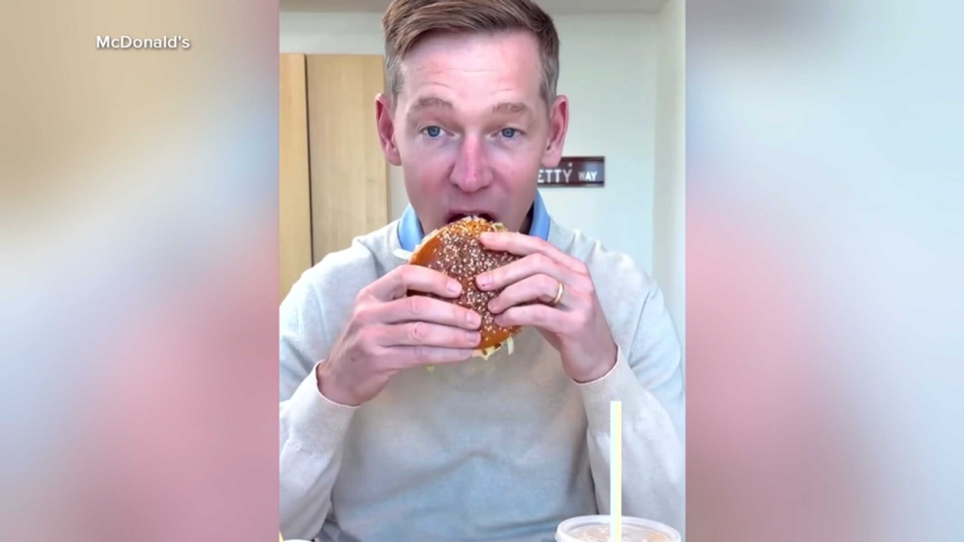 Burger wars heat up social media