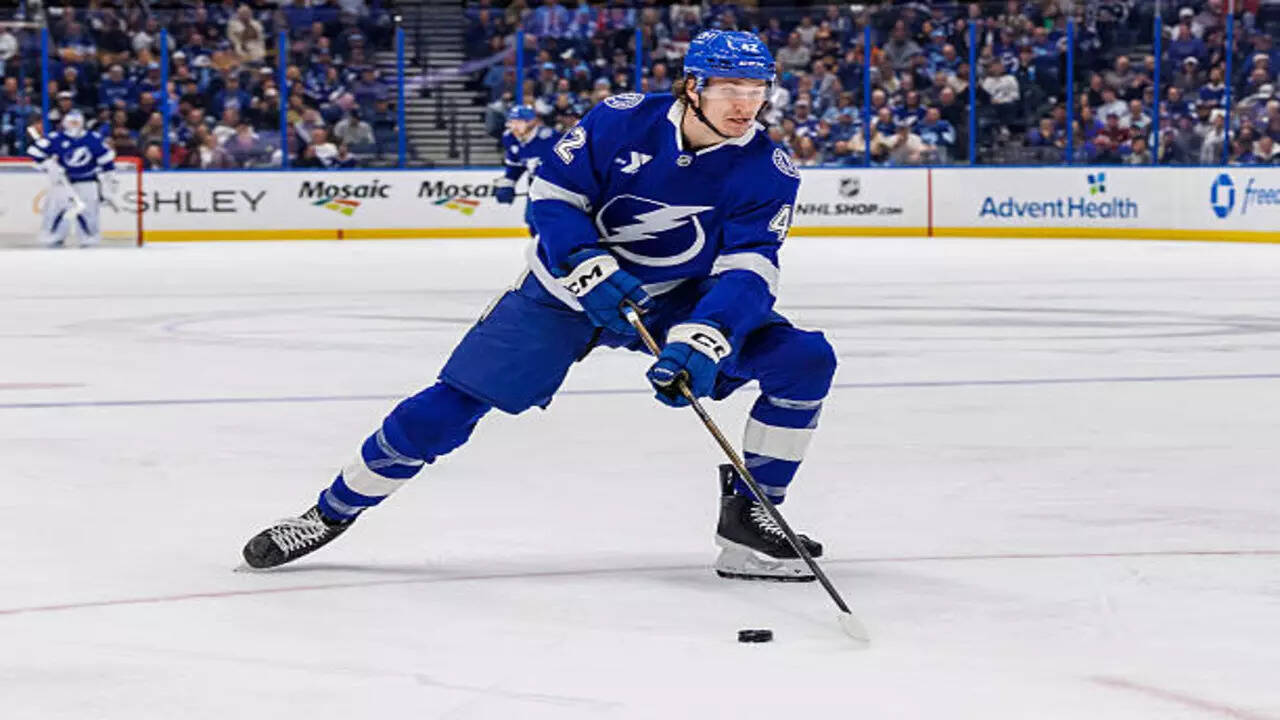 Tampa Bay Lightning place forward Curtis Douglas on waivers ahead of ...