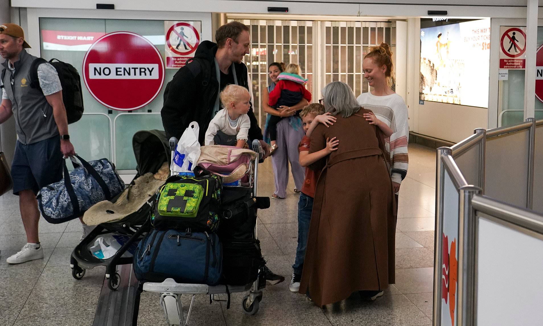 Second UK repatriation flight takes off from Oman as Brits scramble to ...