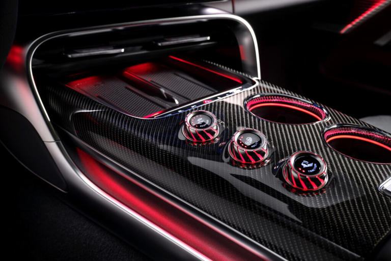 Drivers want more buttons, so Mercedes-AMG’s new super sedan removes ...