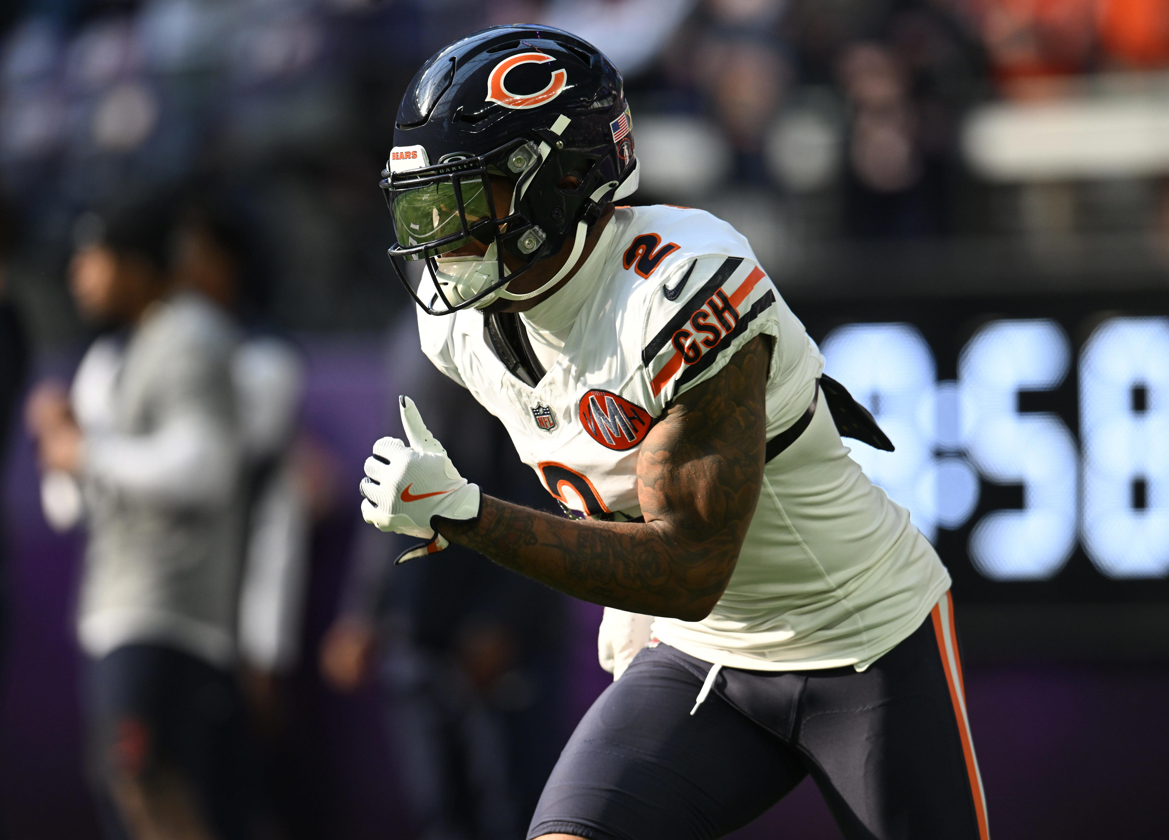 Bills restructure DJ Moore contract to clear 2026 salary cap space