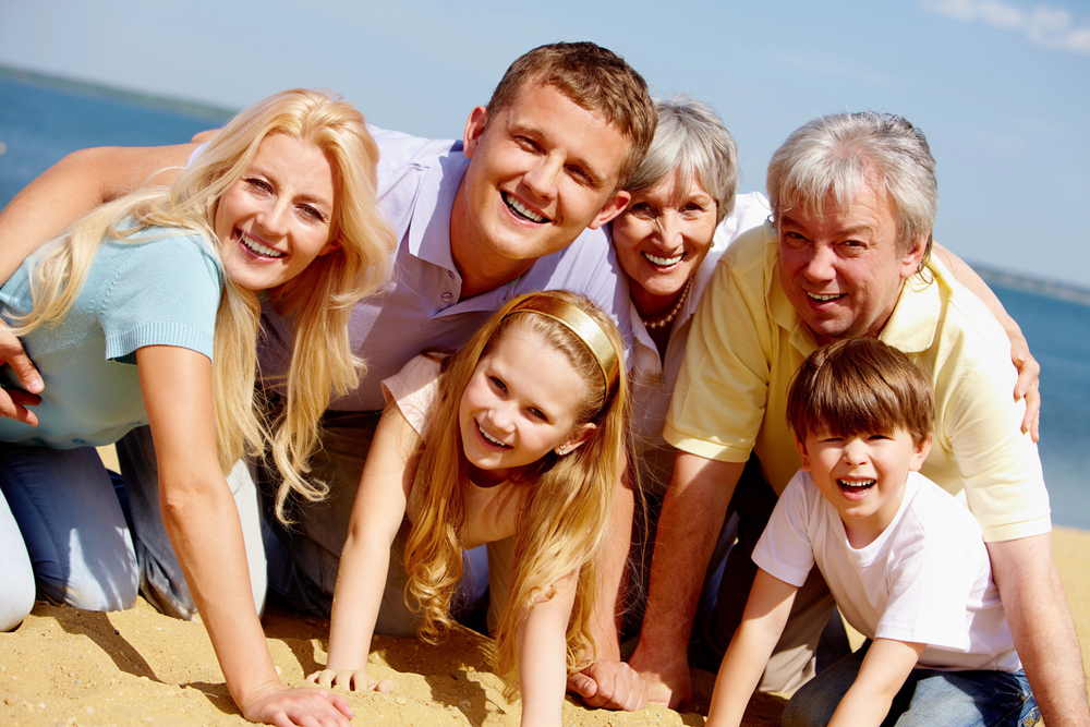 15 multi-generation holiday traditions to keep