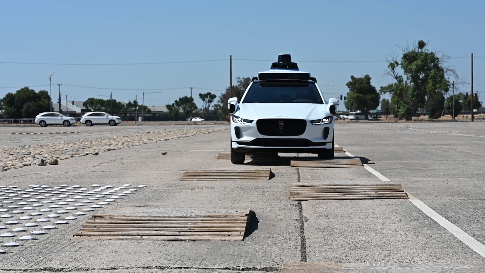 This low-cost orange-sized sensor could be what self-driving cars need ...