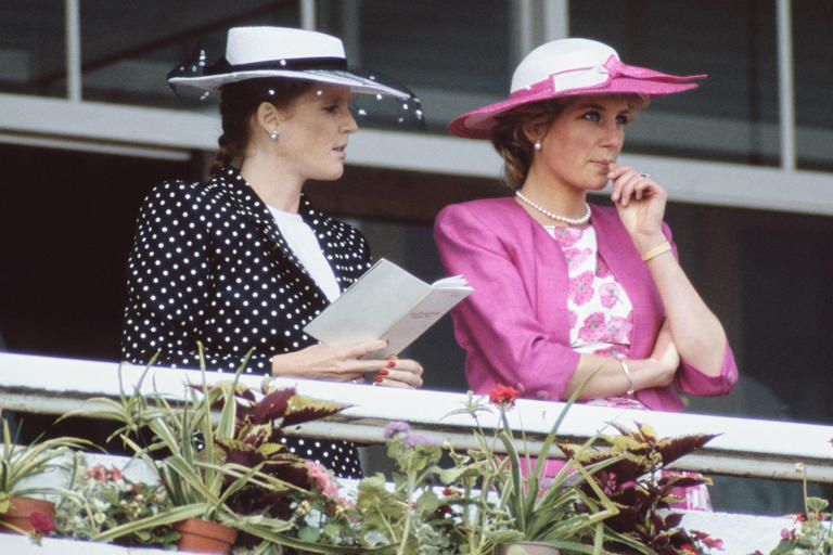 How Sarah Ferguson's $475K divorce payout made her desperate for money ...