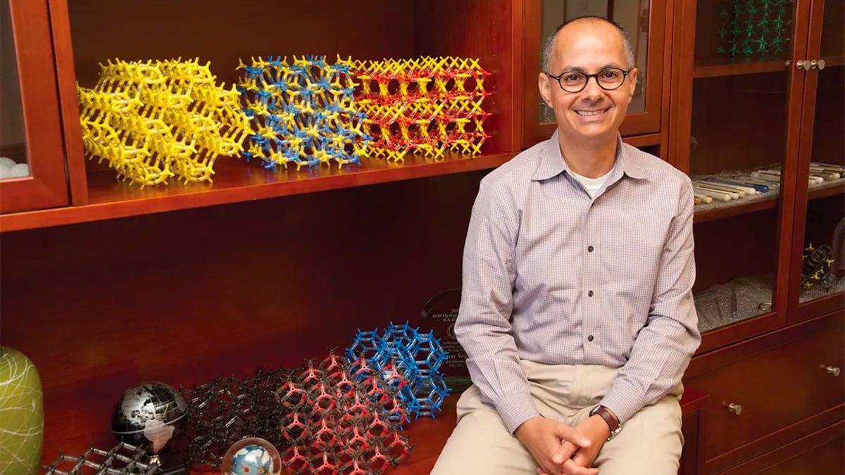 Water from desert air? Nobel laureate Omar Yaghi can do it without ...