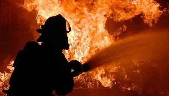 Tondo fire displaces 200 families, disrupts port ops