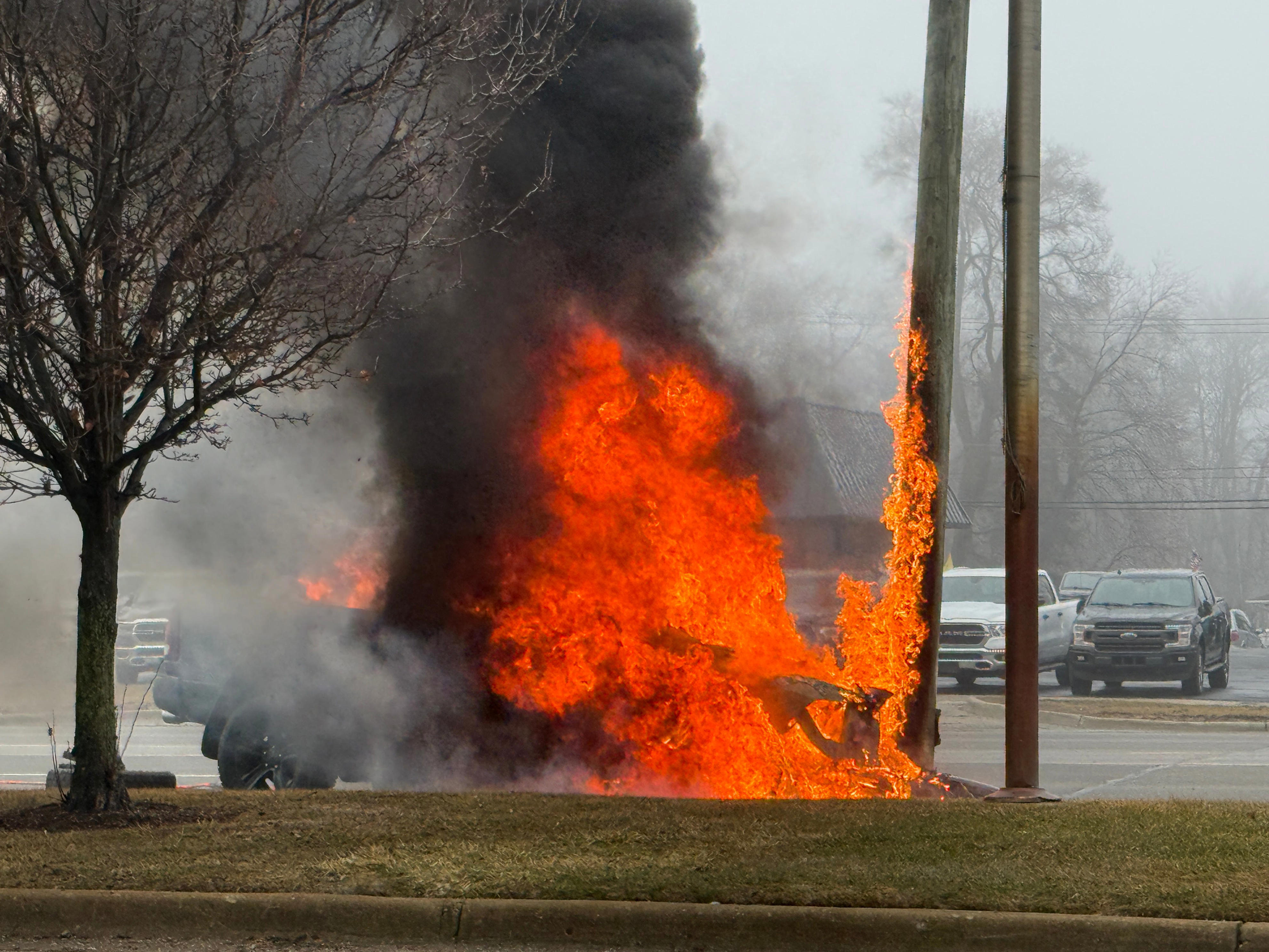 Truck slams into pole in Lake Orion, resulting in fiery crash