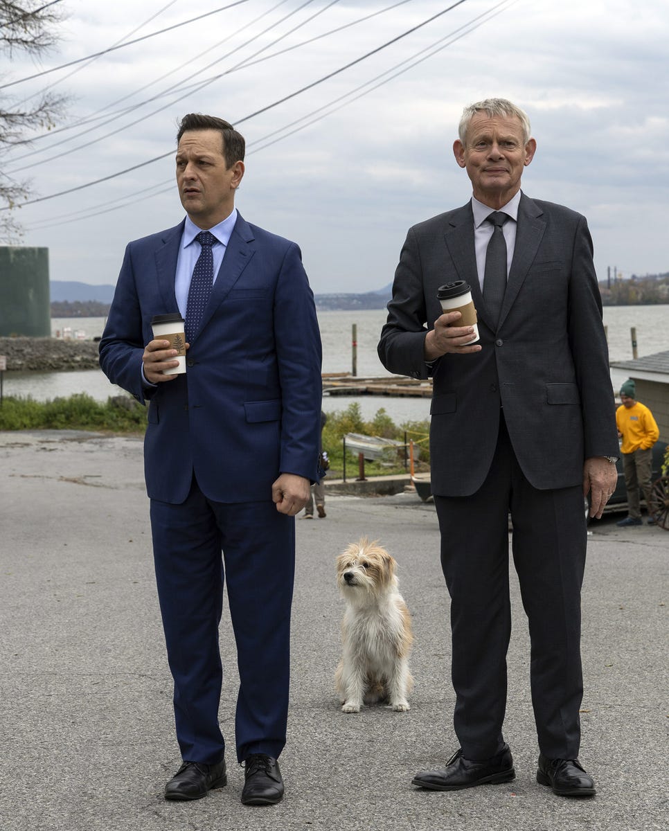 Martin Clunes 'passes on the torch' as he appears in Doc Martin remake ...