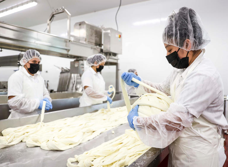 Salem creamery's string cheese wins world 'Best of Class' award