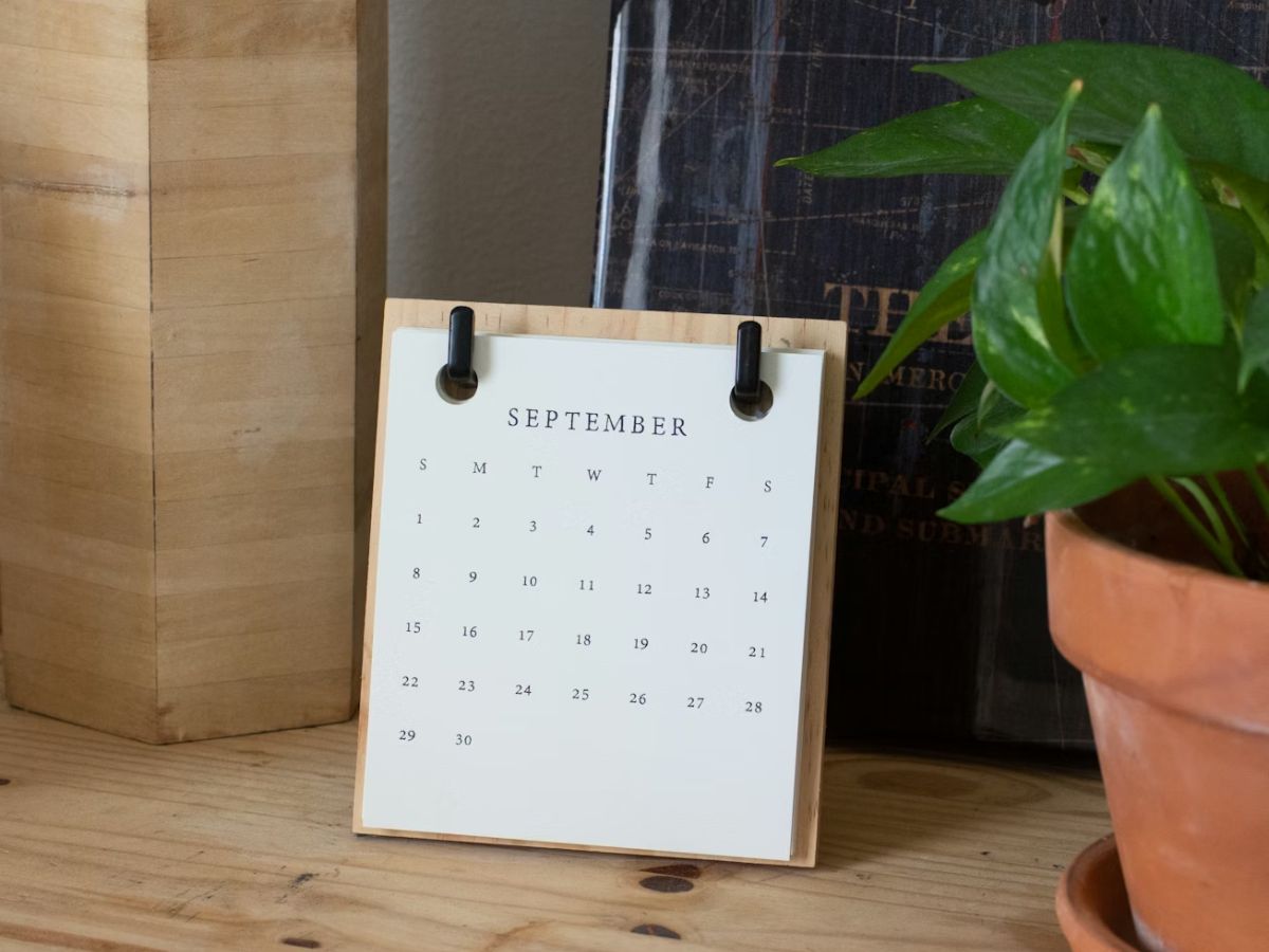 6 shocking valuable vintage calendars worth a lot of money