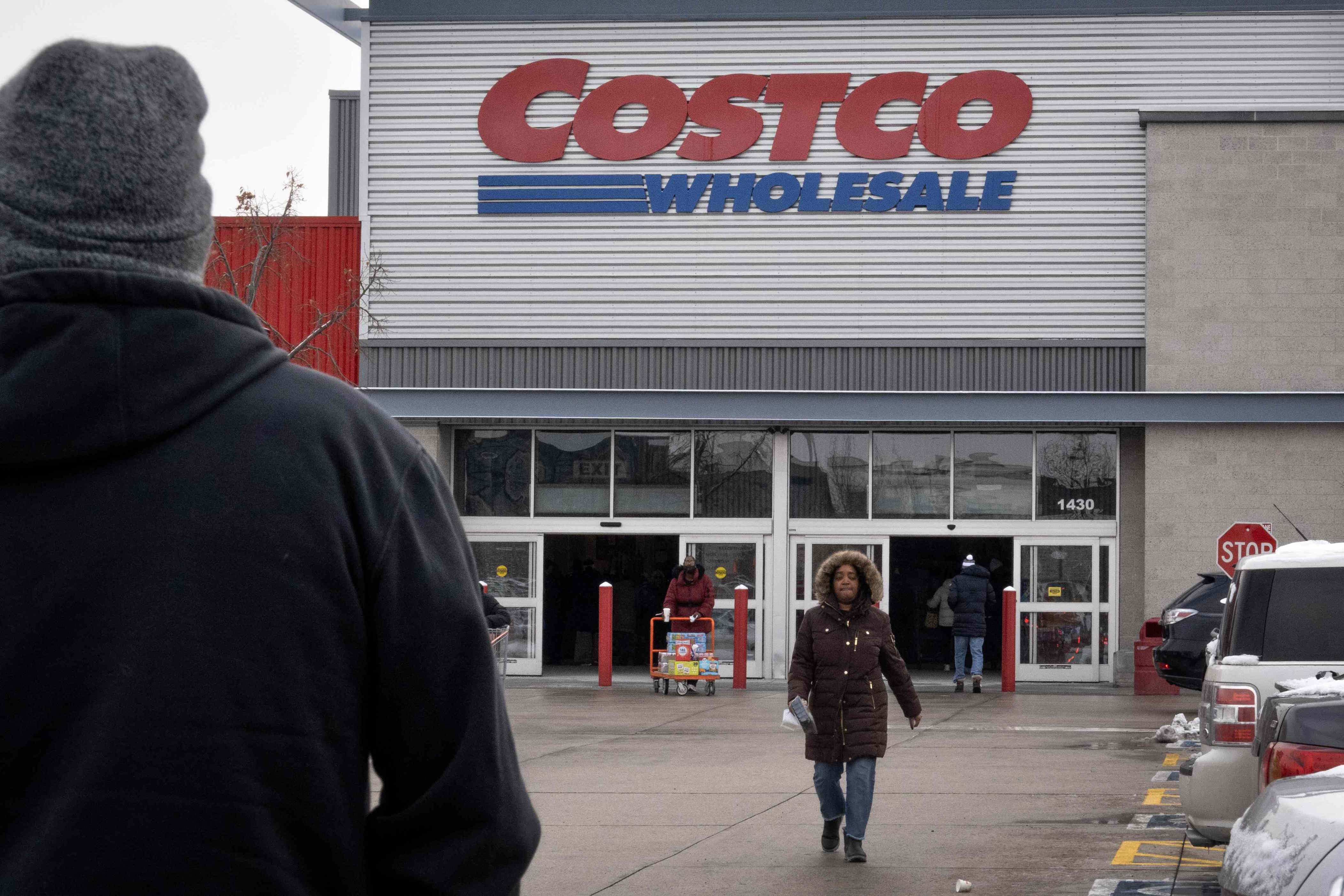 Why some experts think 'defensive' investors could lift Costco stock ...