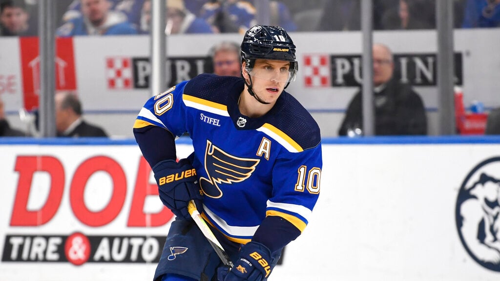 Blues trade captain Brayden Schenn to Islanders ahead of deadline