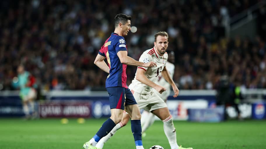 Robert Lewandowski taunts Harry Kane over Bundesliga scoring record
