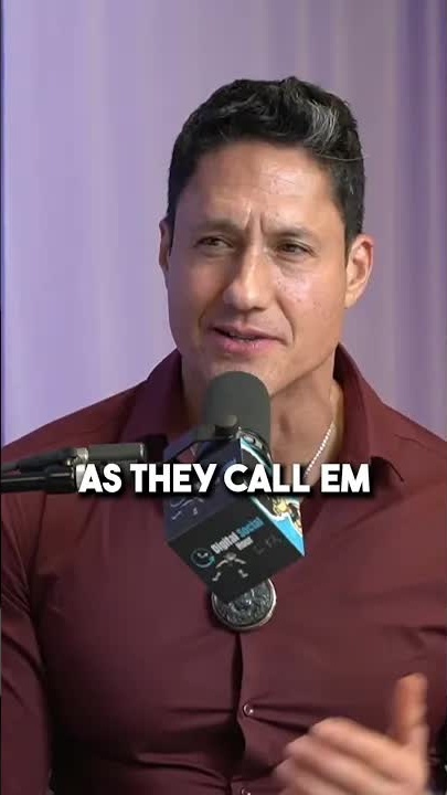 Bill Gates is a living alien