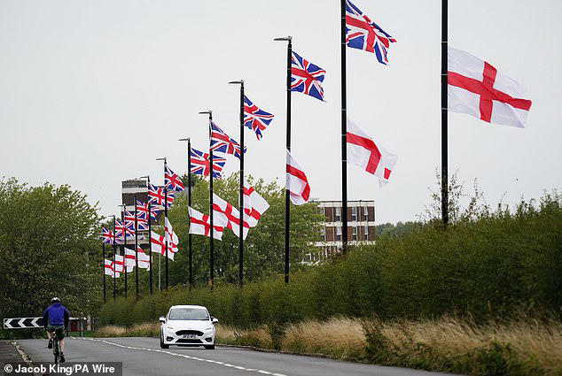 Flying a Union Jack flag branded a 'tool of hate' in government's ...