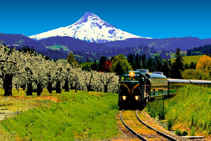 Eat like it’s 1905 at this iconic historic railcar restaurant in Oregon