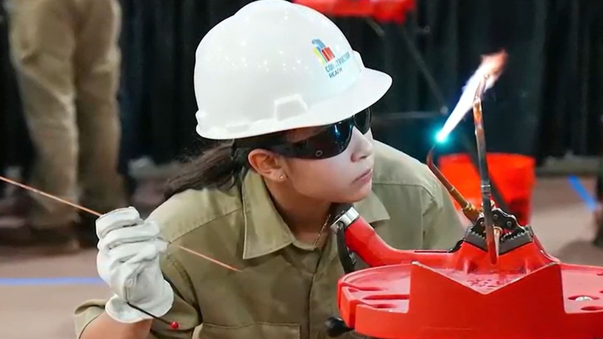 16-year-old becomes first girl to win Georgia HVAC state title