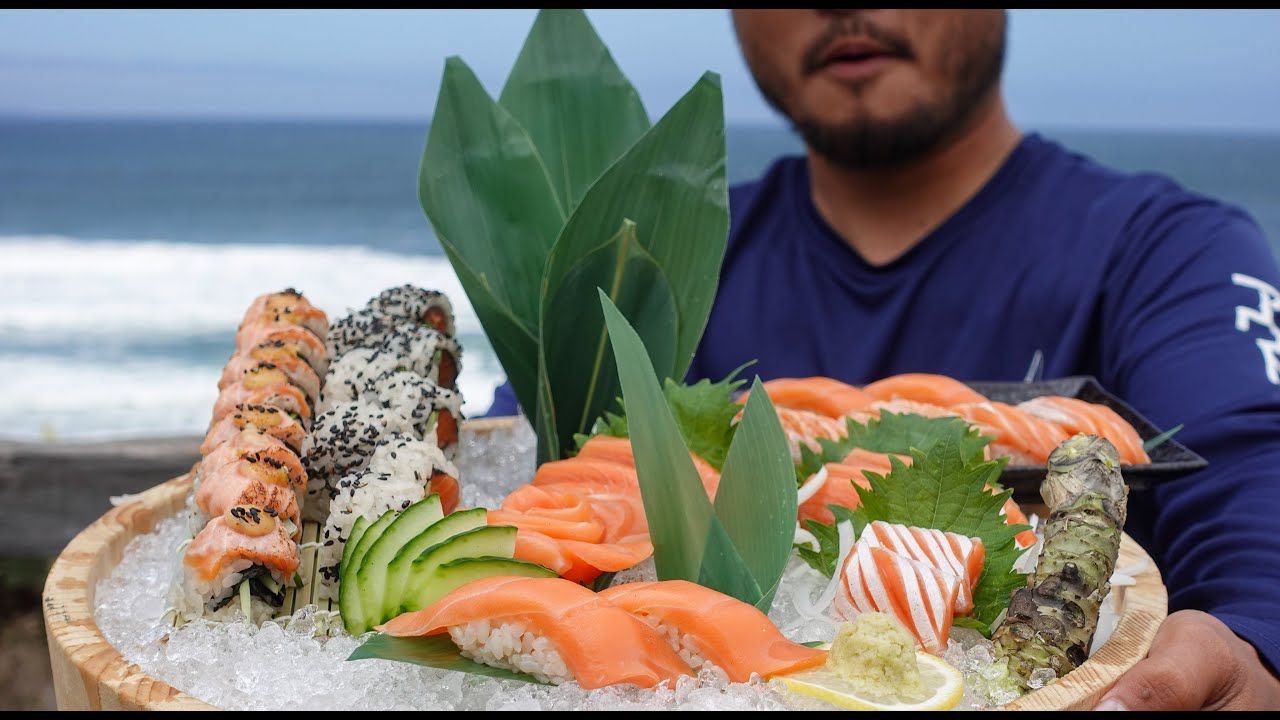 I caught salmon—now I’m making sushi!🍣