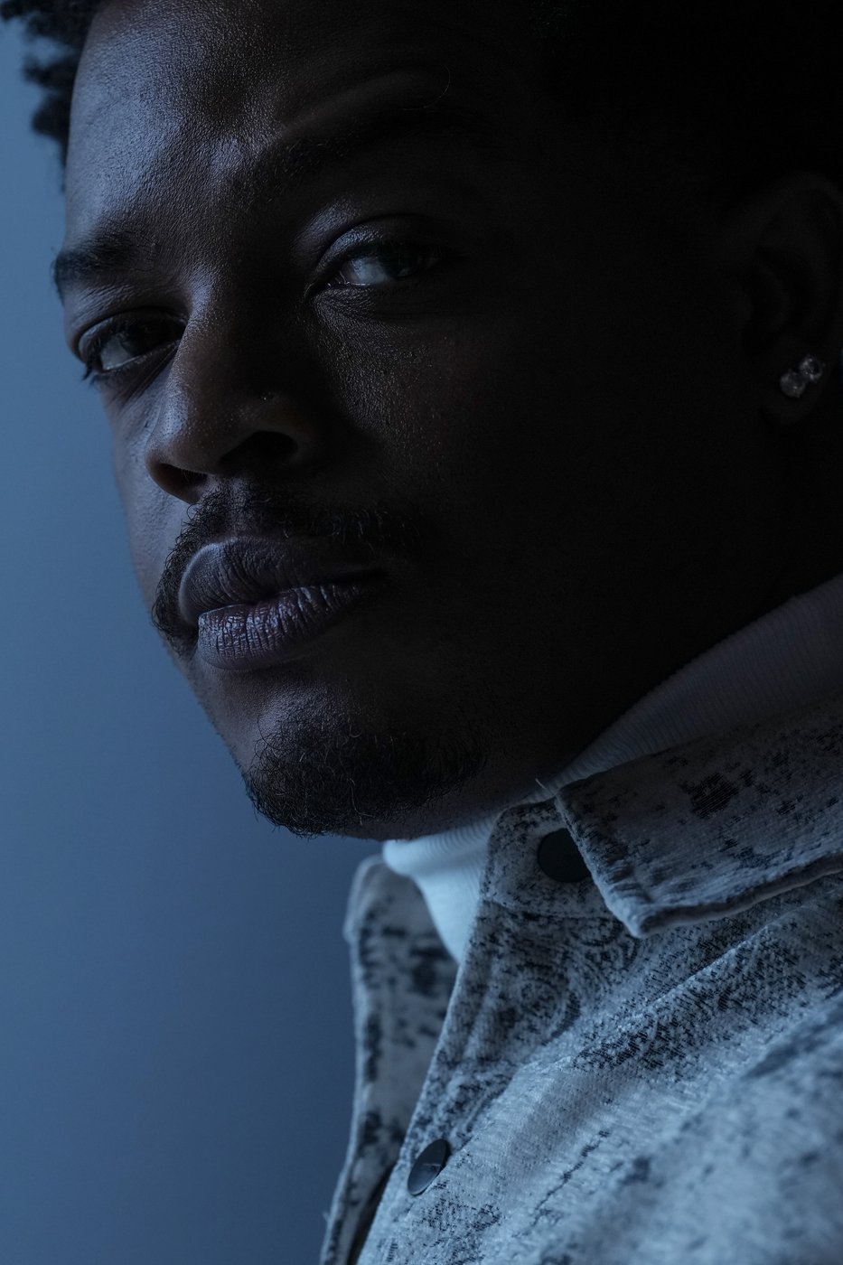 From alien warfare to playing Carl Weathers, Stephan James wants to ...