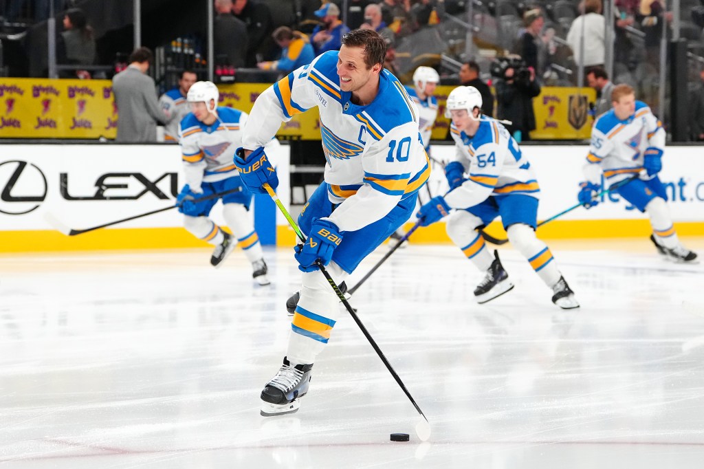 Islanders trade for Blues captain Brayden Schenn at NHL trade deadline