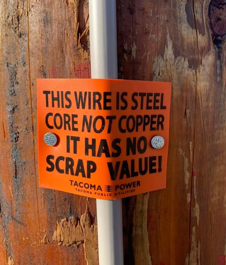 19 funny signs from this week that'll make you giggle 'til the cows ...