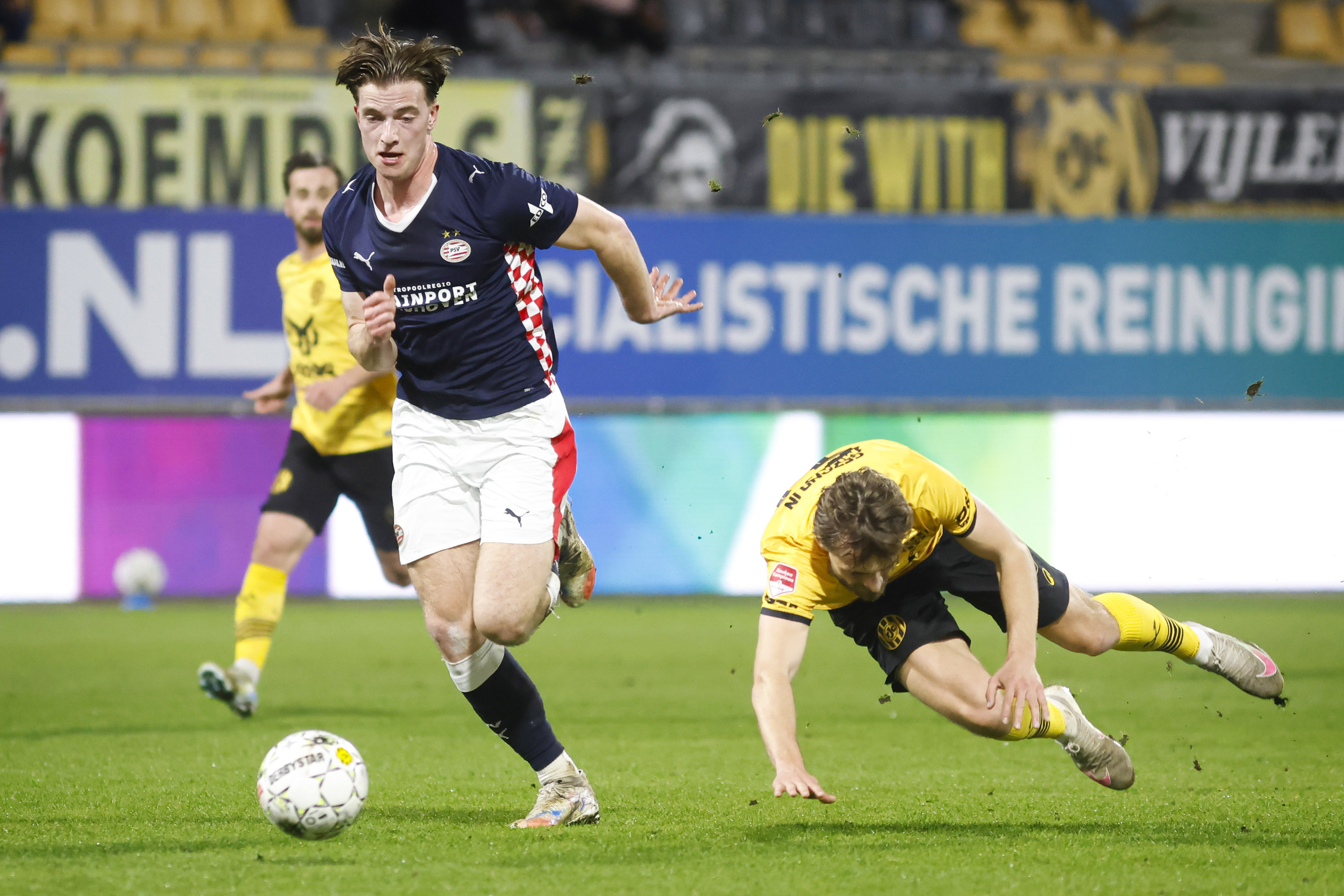 Jong PSV maakt Roda JC het leven zuur, Boëtius debuteert voor RKC