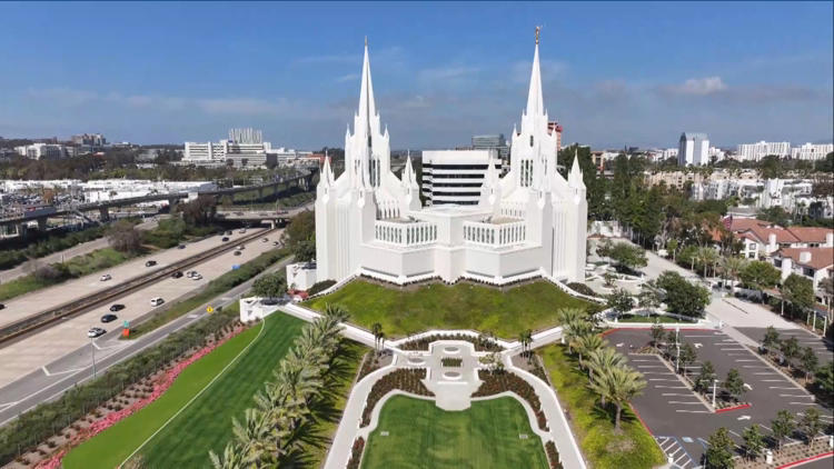San Diego's LDS temple opens to the public for the first time in 33 ...