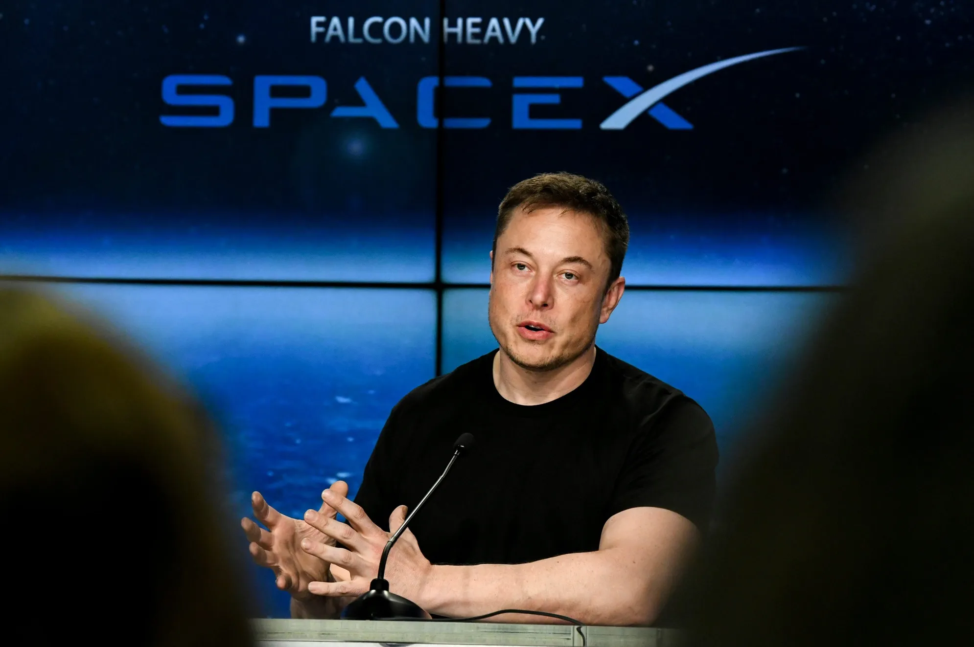 Elon Musk reacts to Lewis Hamilton’s controversial African remark
