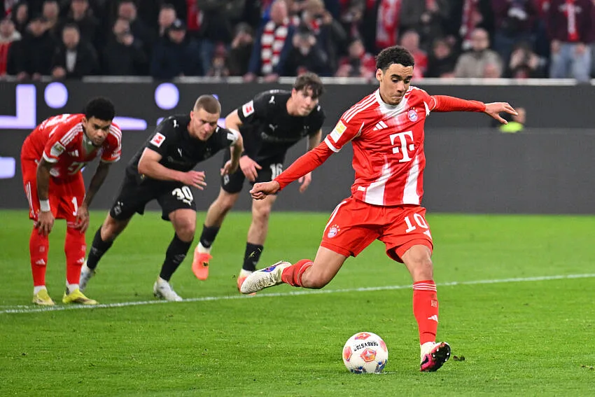 Bundesliga : Le Bayern écrase paisiblement M Gladbach