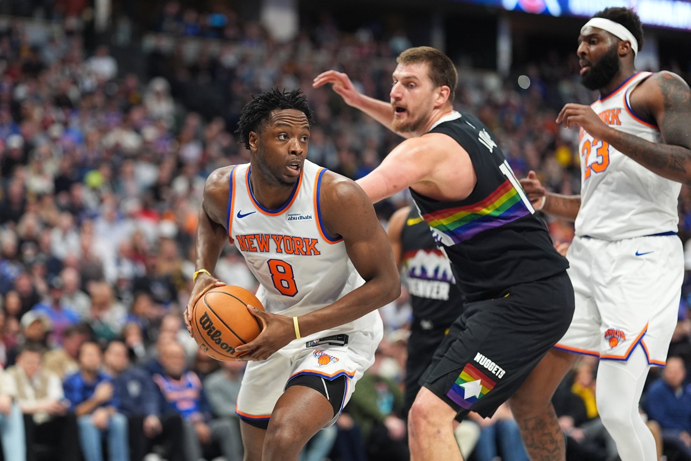 Knicks rout the Nuggets 142-103 as Denver guard Murray leaves with a ...