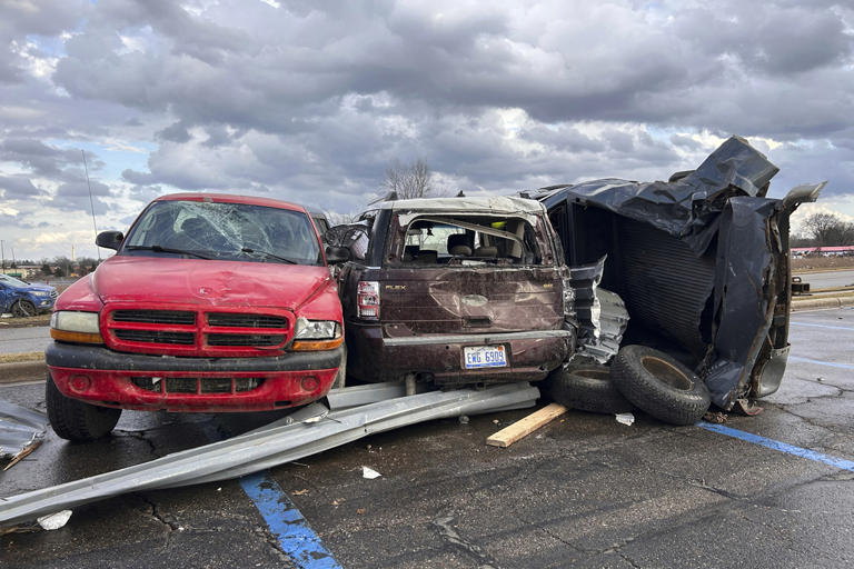3 died in Michigan after an apparent tornado rips through the state