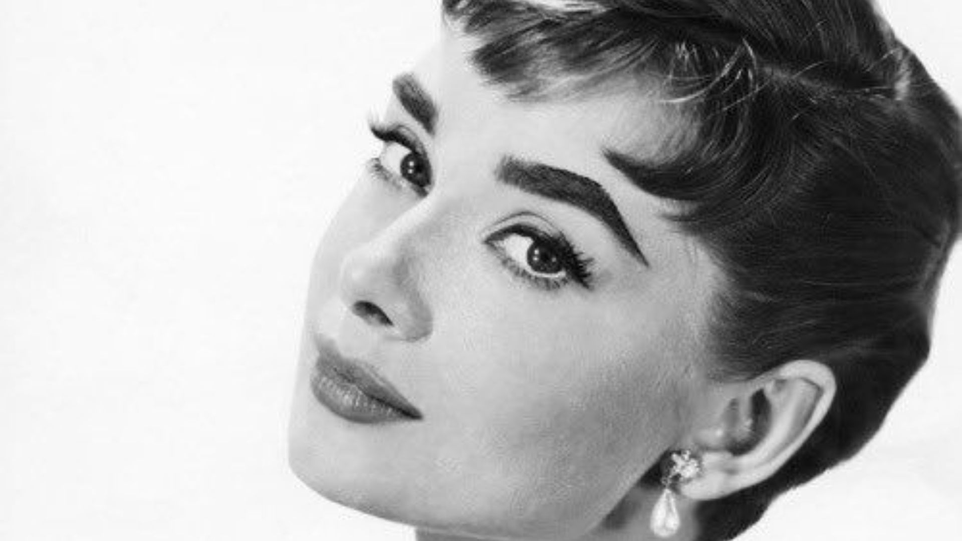 20 old Hollywood actors with dark secrets
