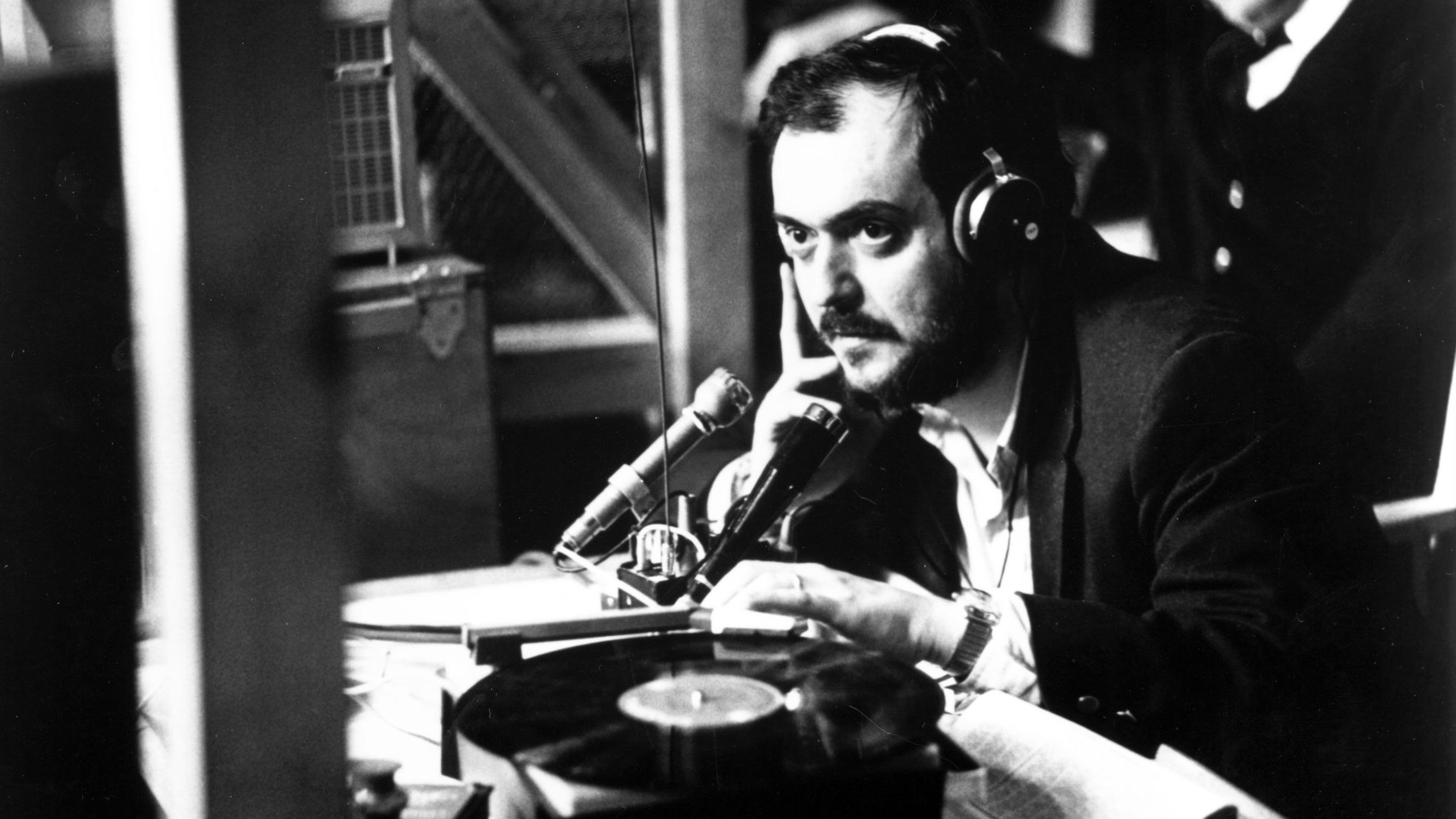 Maison de stars – Stanley Kubrick : découvrez Childwickbury Manor, son ...