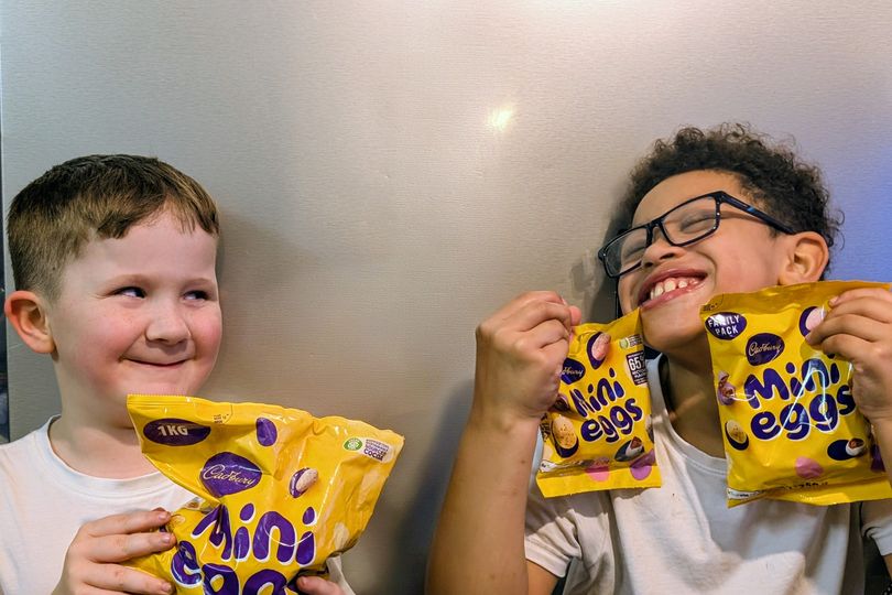 I counted how many Cadbury Mini Eggs you get in 3 packets — one size is ...