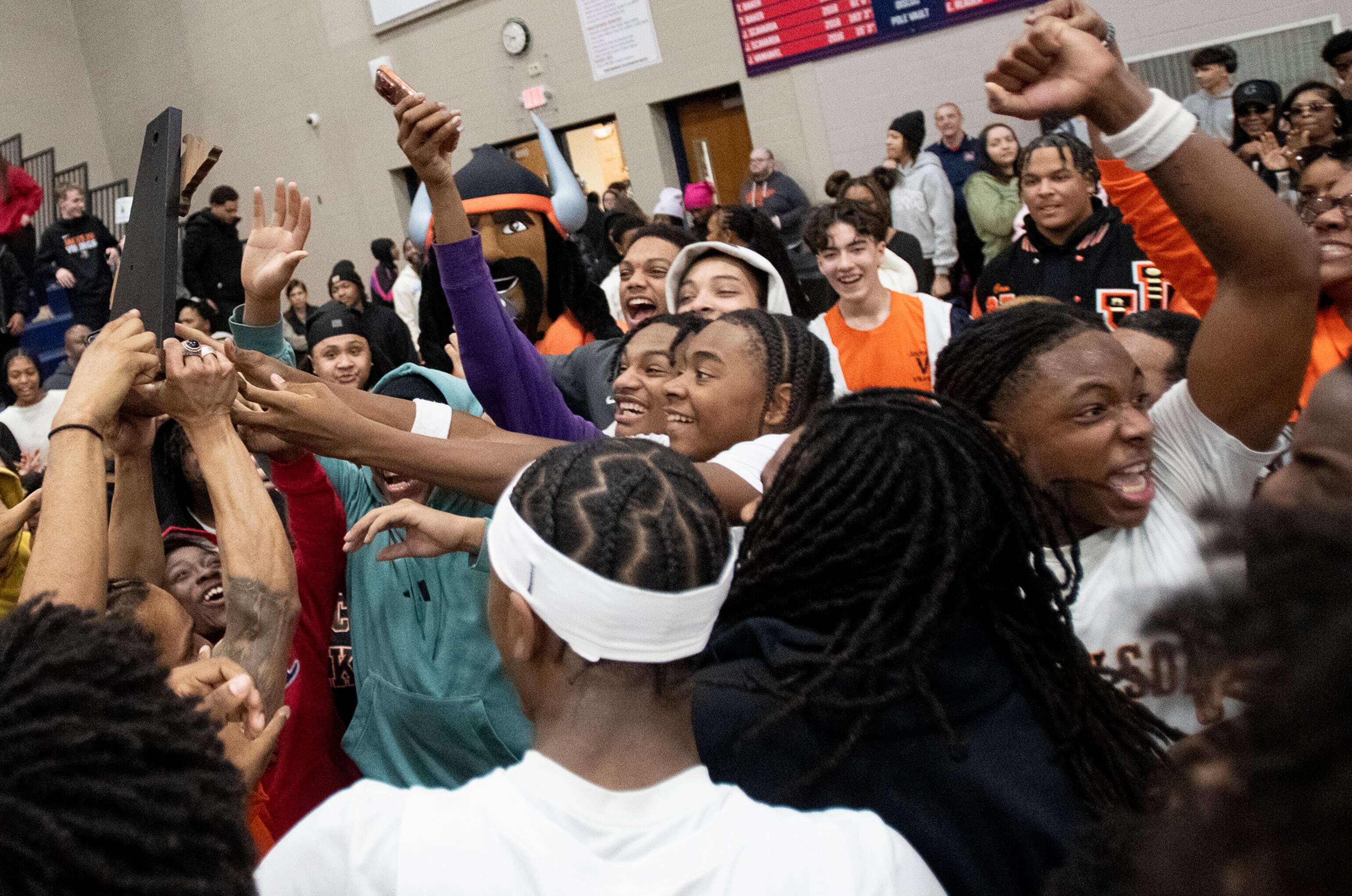 See photos as Jackson boys basketball wins first district title since 2012