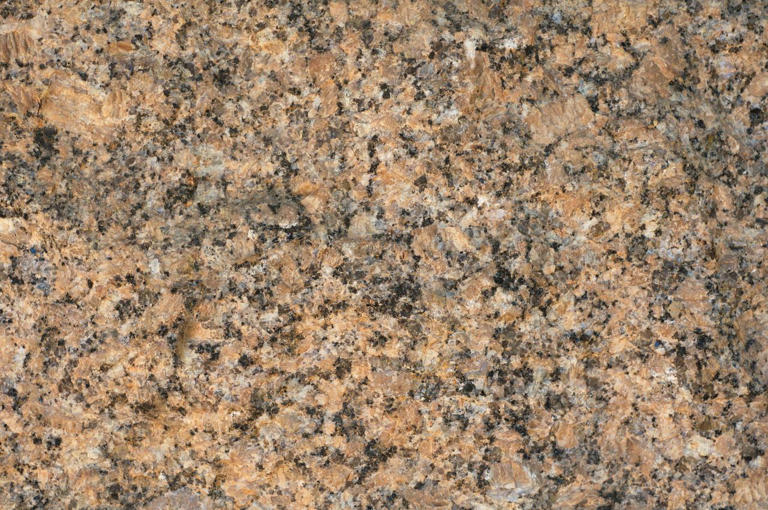 Confused over granite vs. quartz? Here’s a handy guide