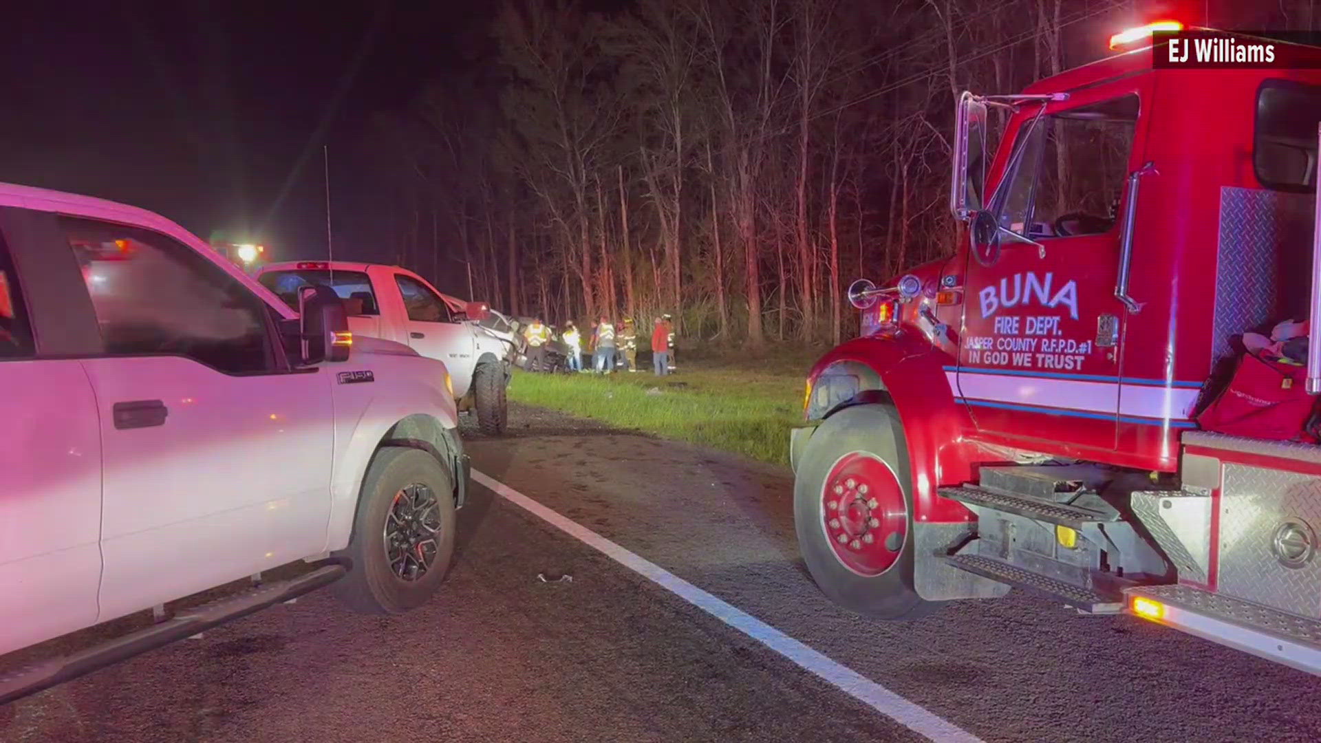 Three-vehicle fatal crash shuts down State Highway 62 at Jasper–Newton ...