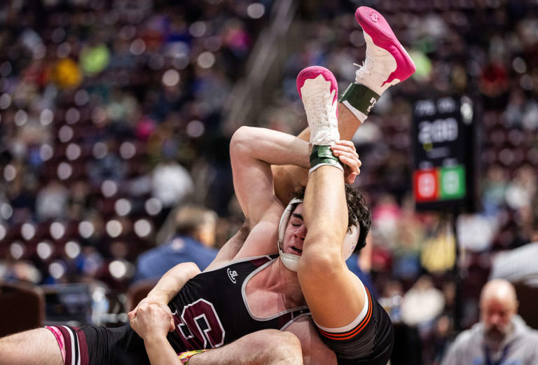 PIAA 3A wrestling championships: Finals matchups, complete results ...