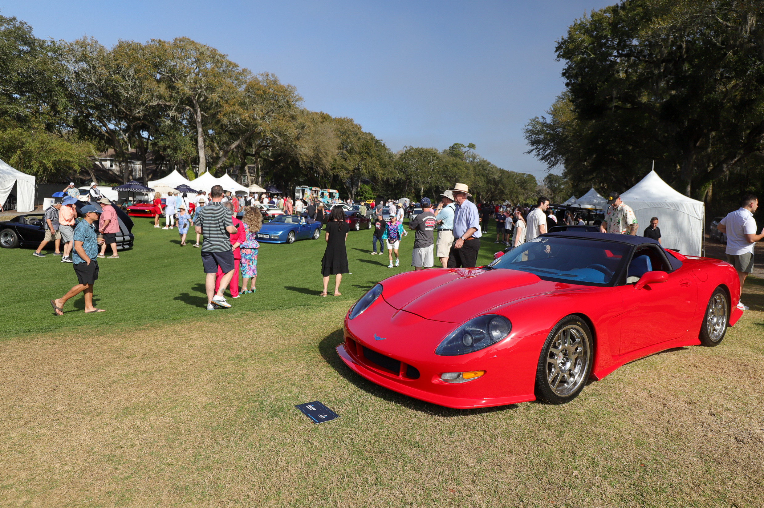 Callaway takes to the Radwood fairway with this C12 speedster